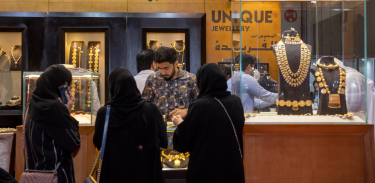 Be part of the Jewellery and Watch Show (JWS) experience